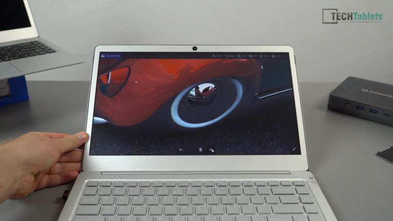 EZBook X4 Hands-On Review - The New Best Budget Laptop? - TechTablets